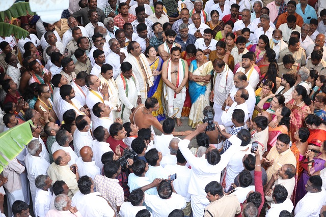 శాస్త్రోక్తంగా ధ్వజస్తంభ ప్రతిష్ఠ @ కాణిపాకం వరసిద్ధి వినాయక దేవస్థానం ...