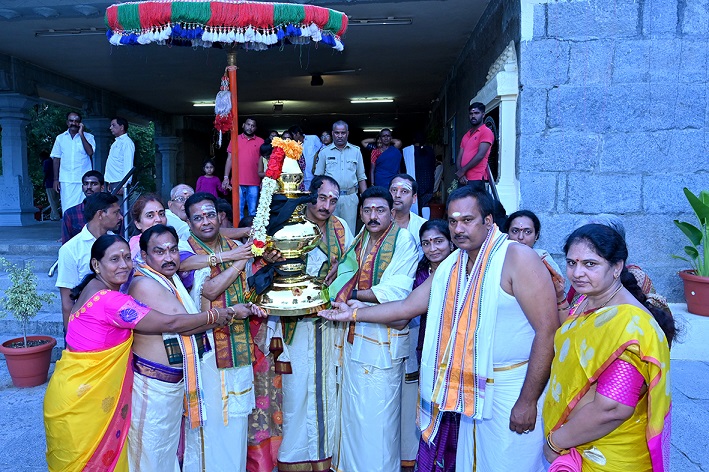 కాణిపాకం వరసిద్ధి వినాయక స్వామి మహా కుంభాభిషేకం మూడోరోజు - NRI2NRI.Com