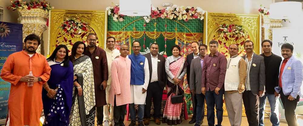 శ్రావ్యమైన Simply SPB @ TANTEX దీపావళి వేడుకలు @ Dallas, Texas ...