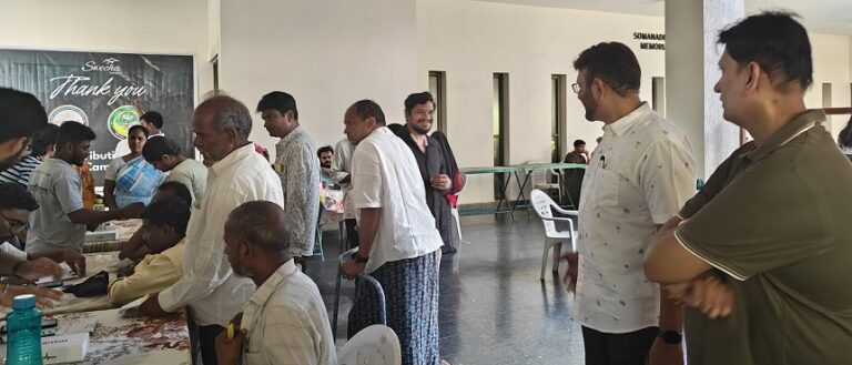 Sakaar Narra & Family సహకారంతో గచ్చిబౌలిలో ఫ్రీ మెడికల్ క్యాంప్ ...