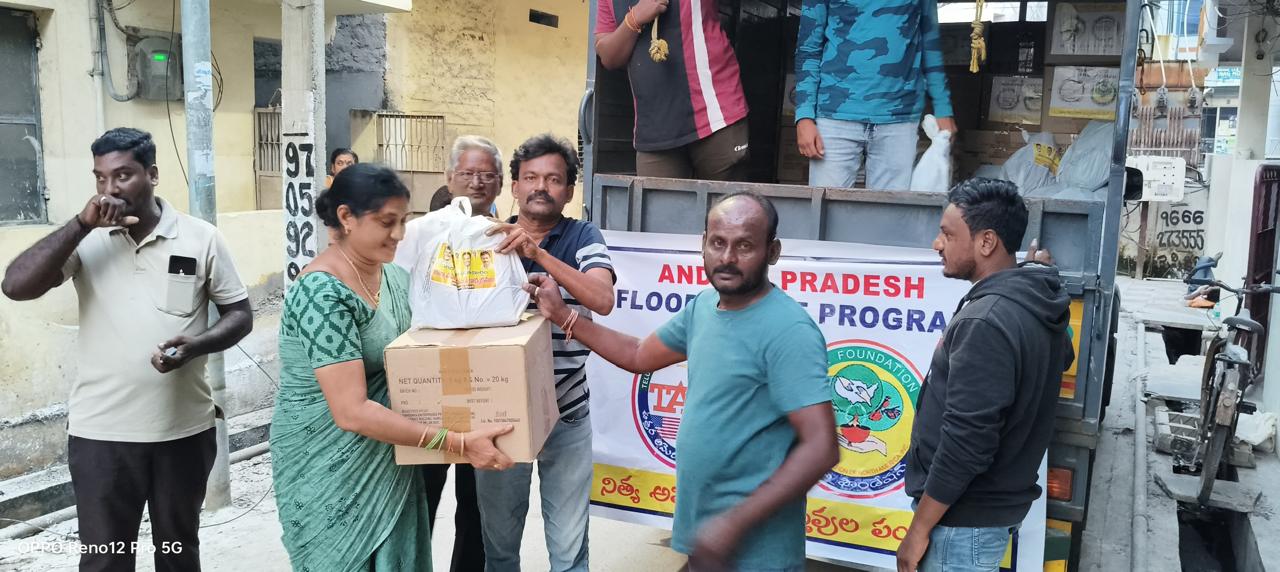 మరోసారి వరద బాధితులకు తానా ఫౌండేషన్ తోడ్పాటు @ Vijayawada, Andhra ...