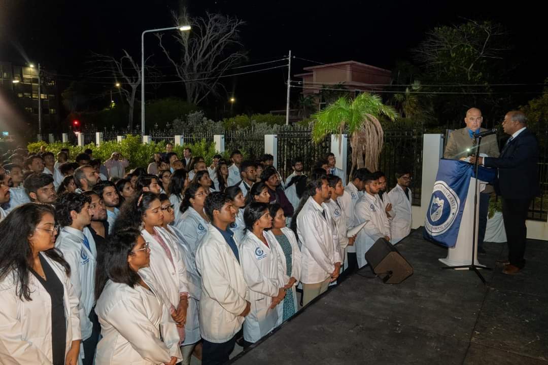 St. Martinus University Celebrates White Coat Ceremony at Schottegatweg ...